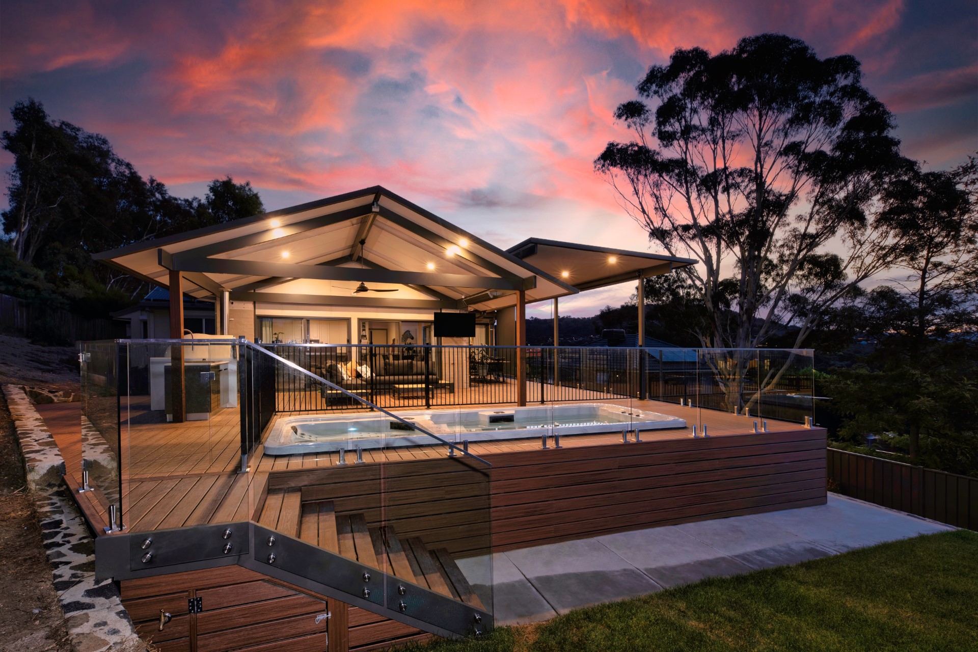 Pool Fencing & Privacy Screens Canberra - ACT Decks
